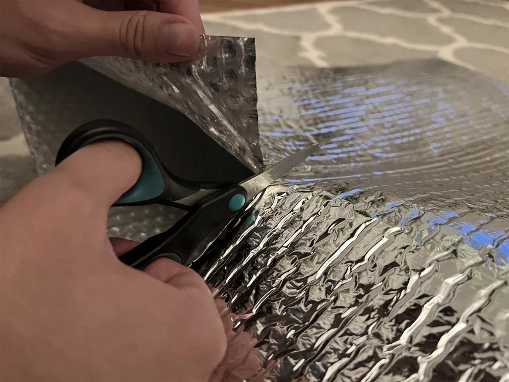 Covernit Reflexná fólia za radiátory Heatreflect 120 x 250 x 0,3 cm ...