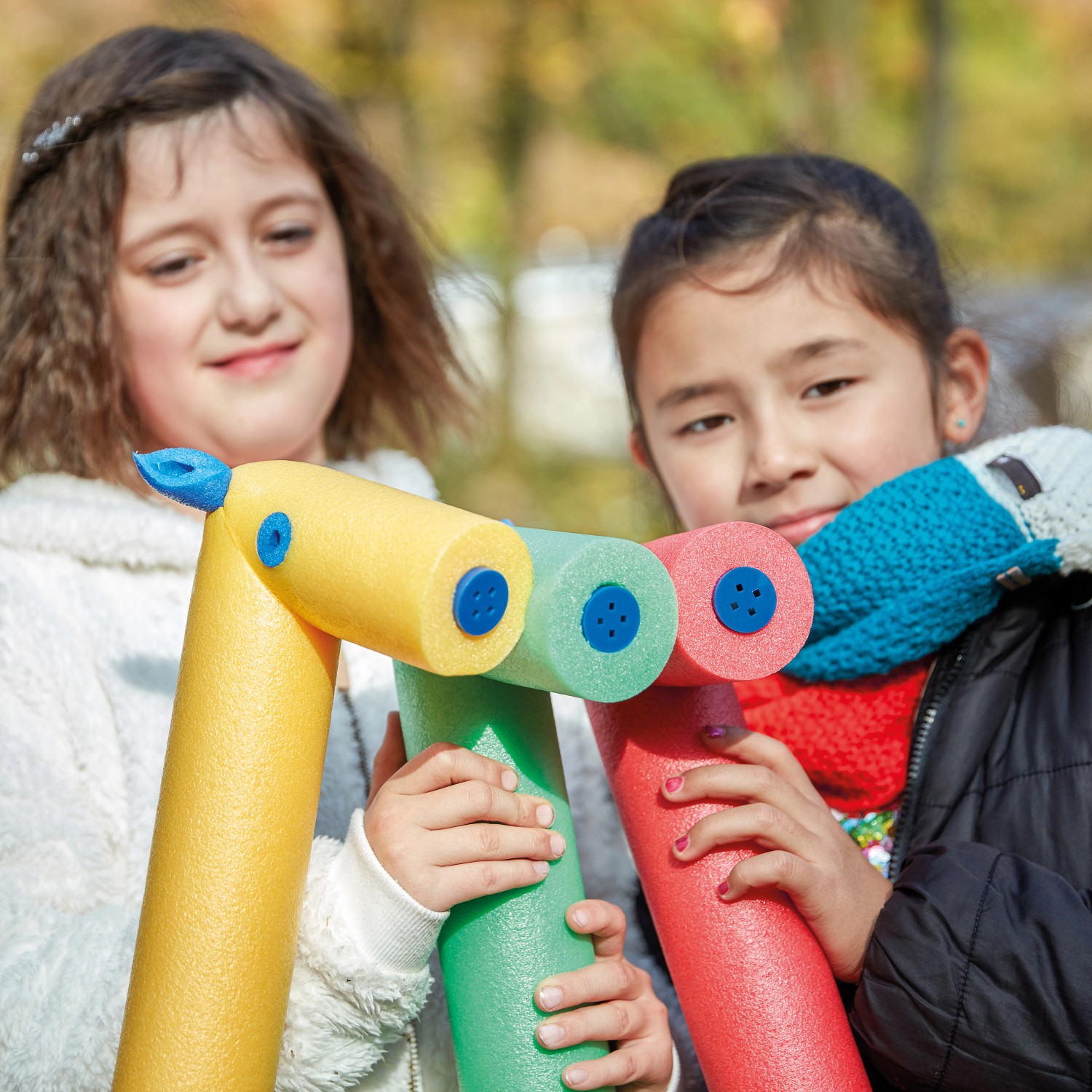 Penová plávacia rezanca Comfy poník s píšťalkou rôzne farby pr. 6,7 x ...