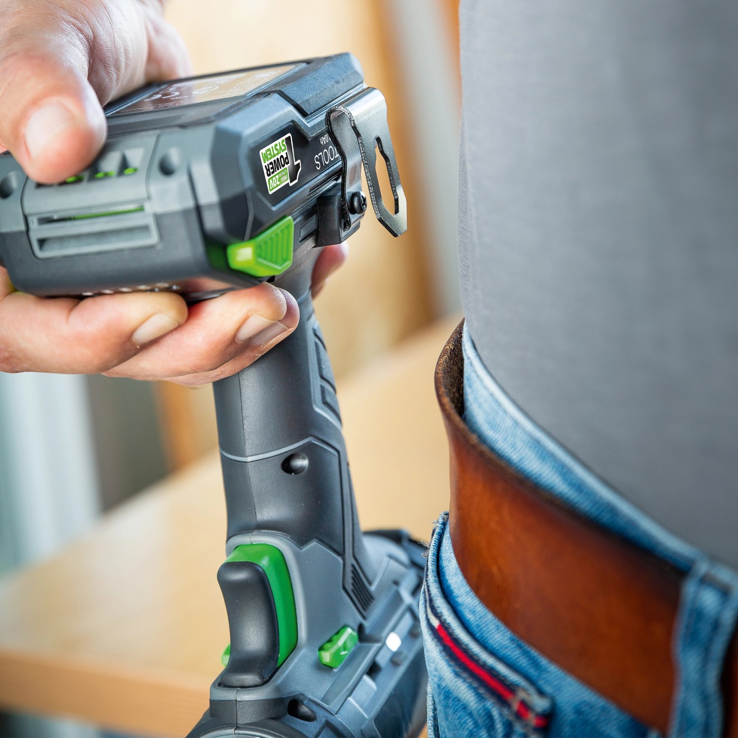 LUX-TOOLS 1 PowerSystem Aku vŕtací skrutkovač A-BS-20 Set nakúpiť v OBI