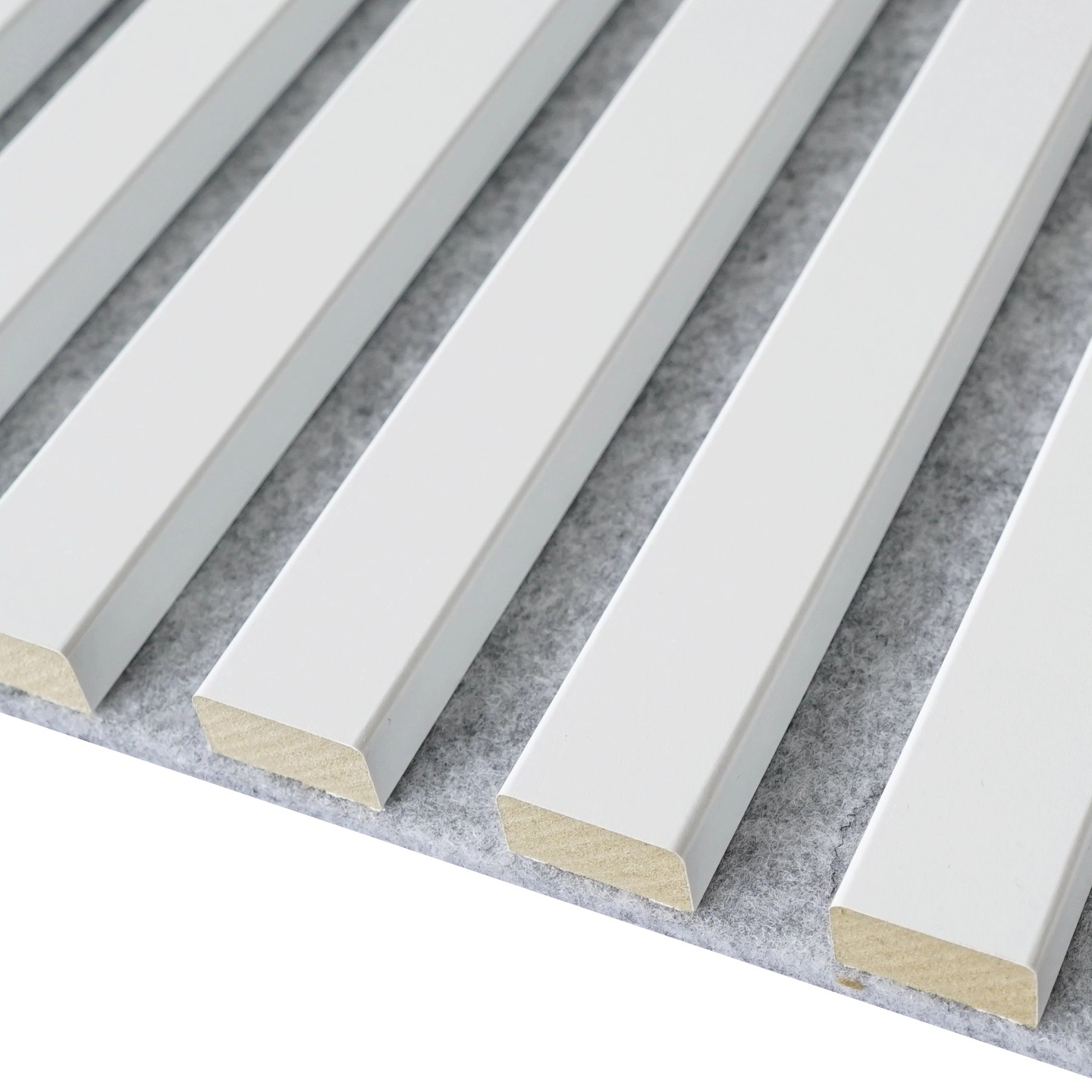 ASKO Dizajnový akustický panel biely/sivá plsť 20 x 400 x 2600 mm ...