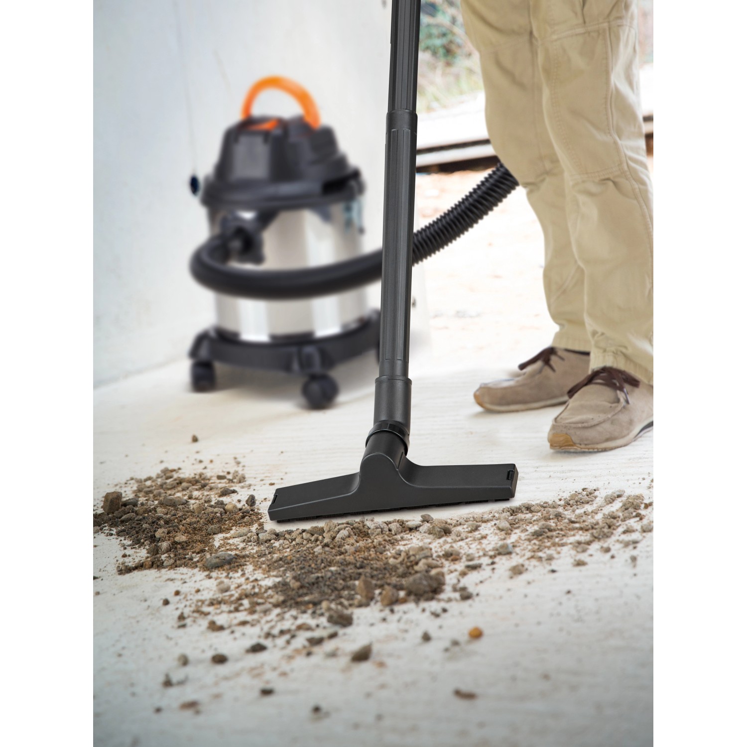 Vysávač na mokré a suché vysávanie 12 l nakúpiť v OBI